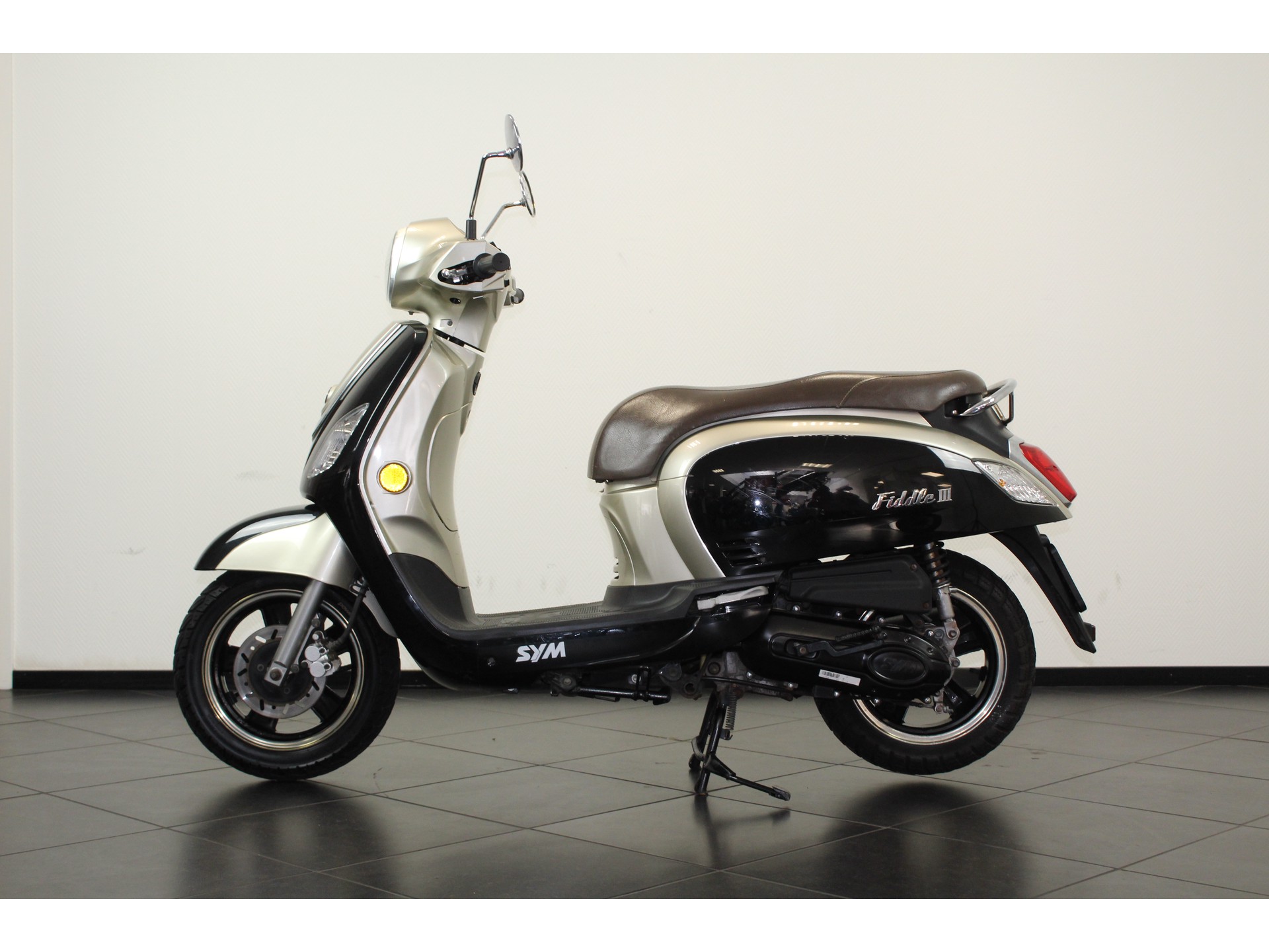 SYM Fiddle II SNOR (2016) € 1.295,- - Cama Motoren & Scooters Maassluis