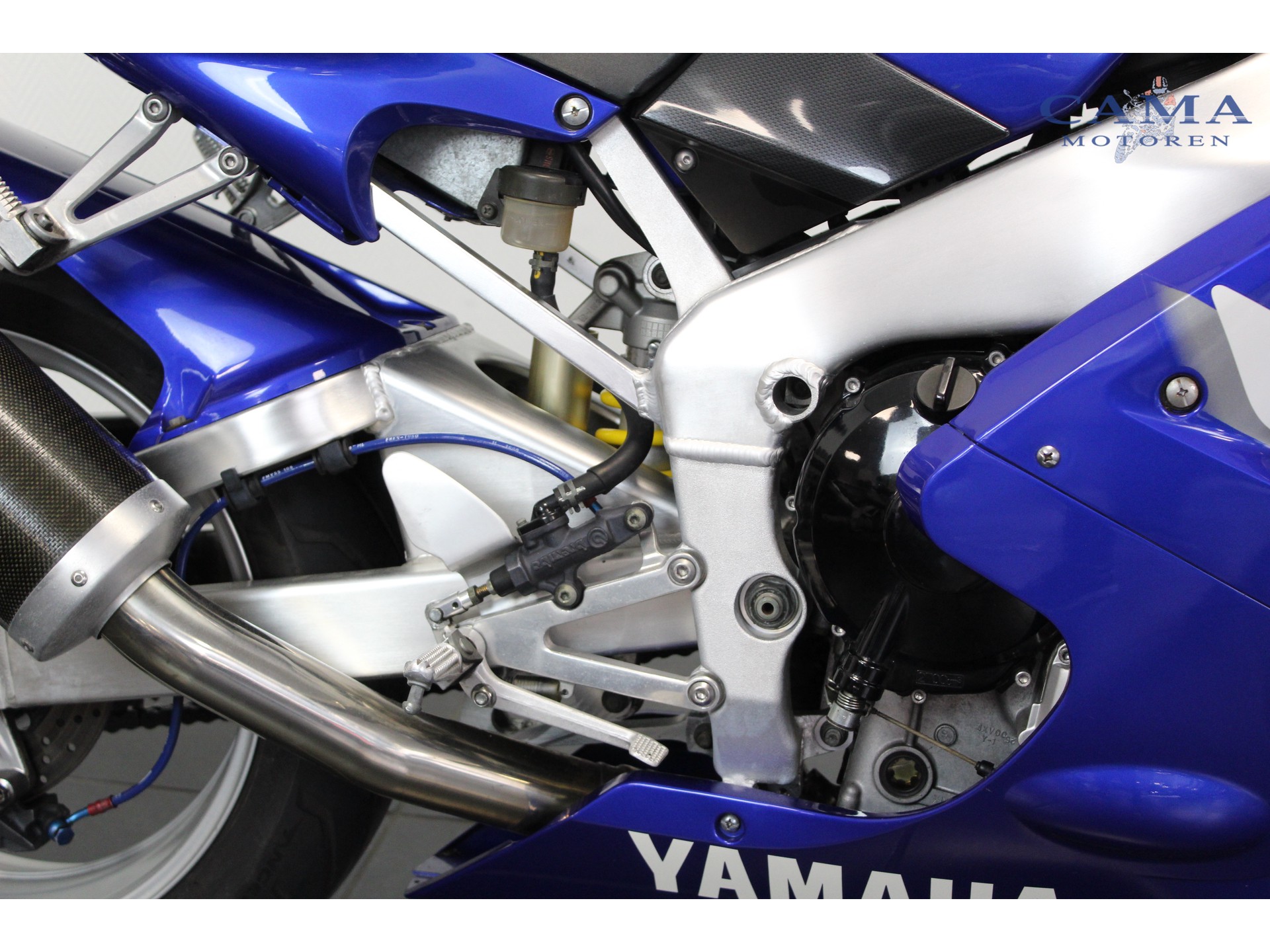 Yamaha YZF R1 (1999) op aanvraag - Tweedehands Motor - Cama Motoren ...