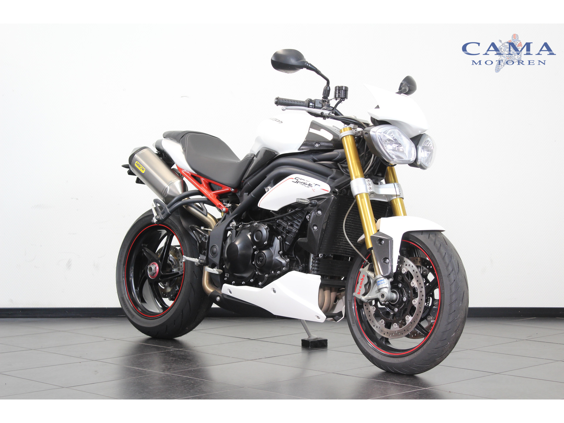 Triumph Speed Triple R (2013) € 7.450,- - Tweedehands Motor - Cama ...